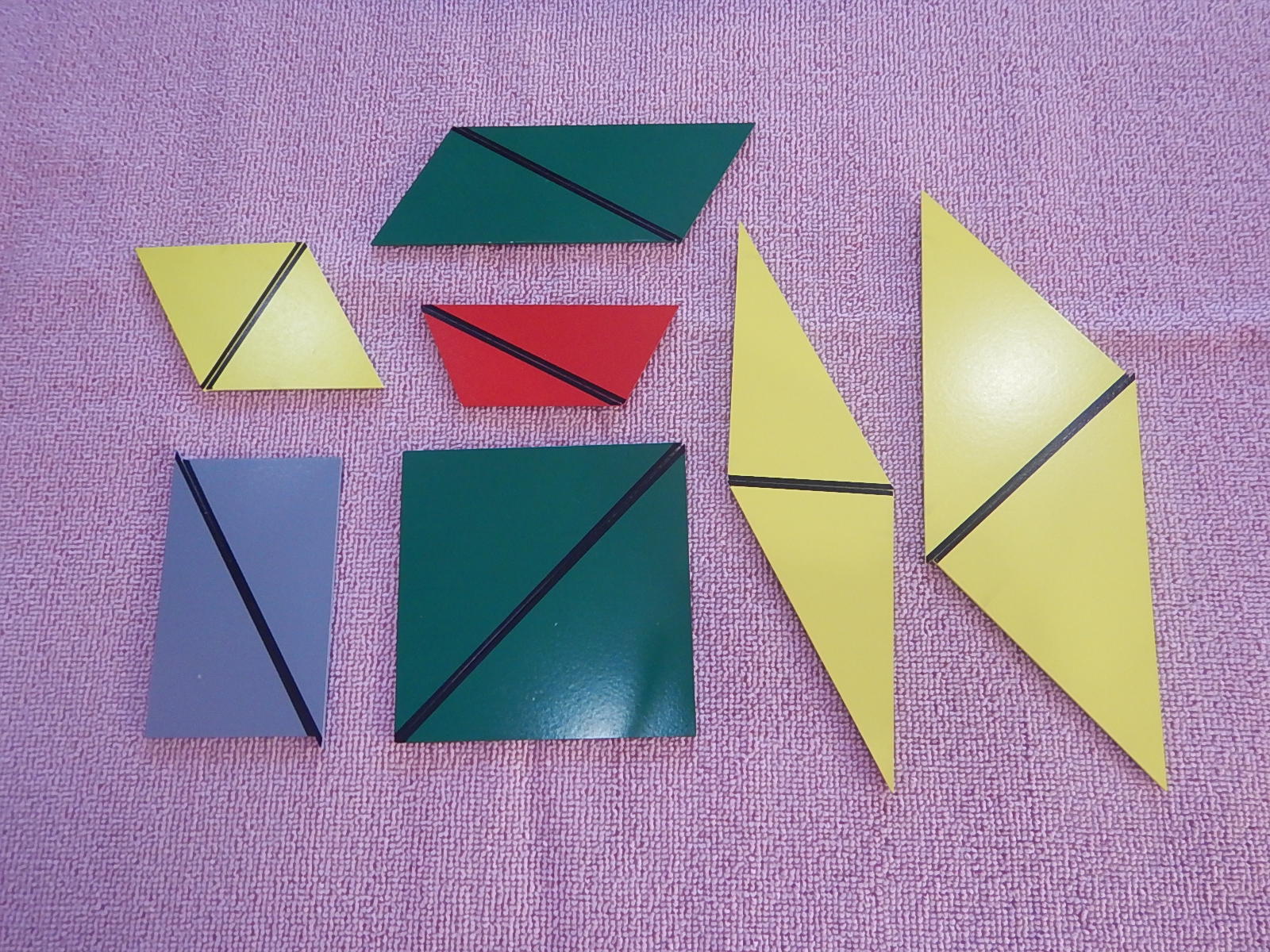 สามเหลี่ยมในมุมสี่เหลี่ยมหลากสี (Constructive Triangles : Rectangular Box 1) - AlterAce